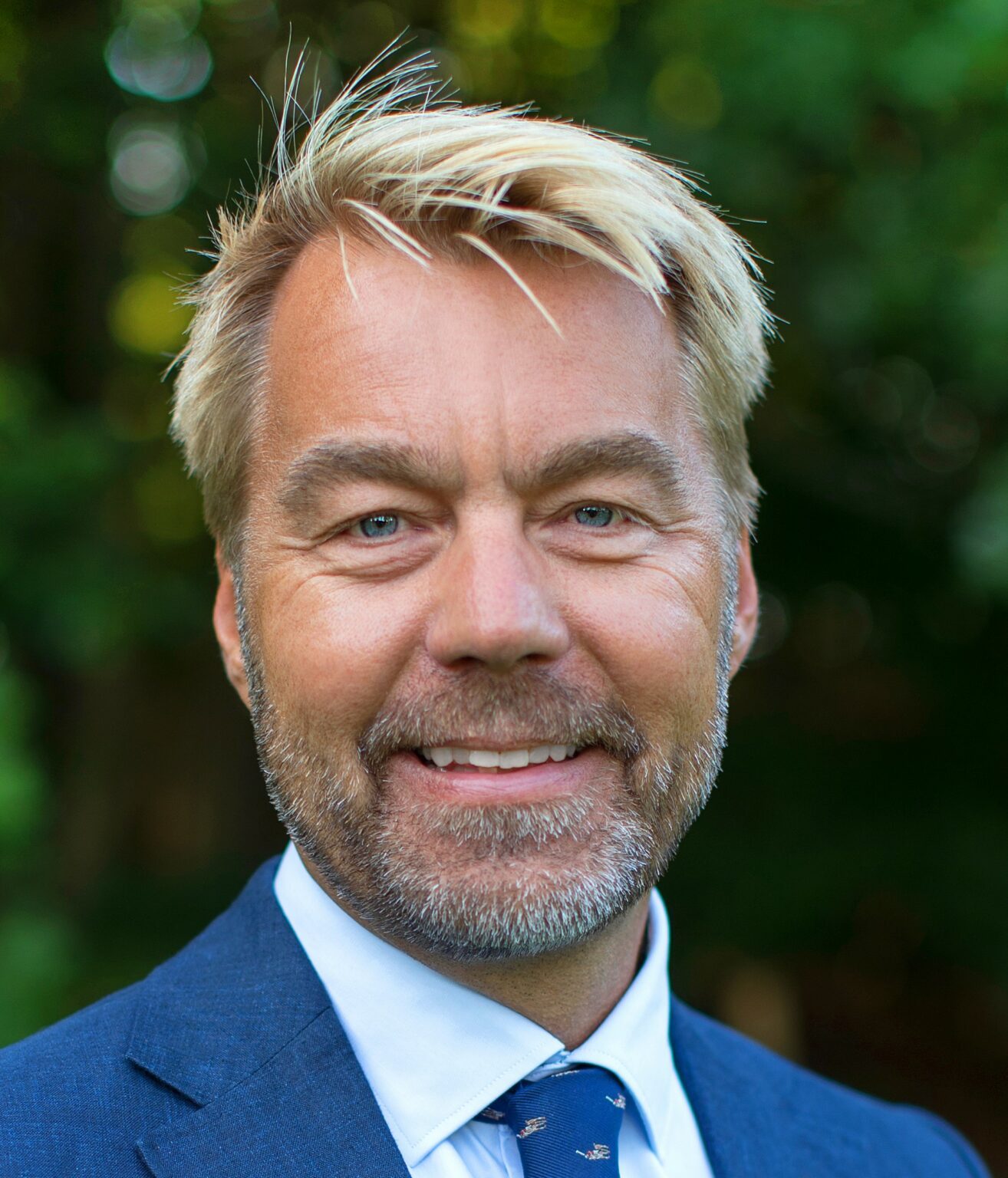 Så mycket tjänar byggjättarnas chefer – han tjänar mest - Byggnadsarbetaren