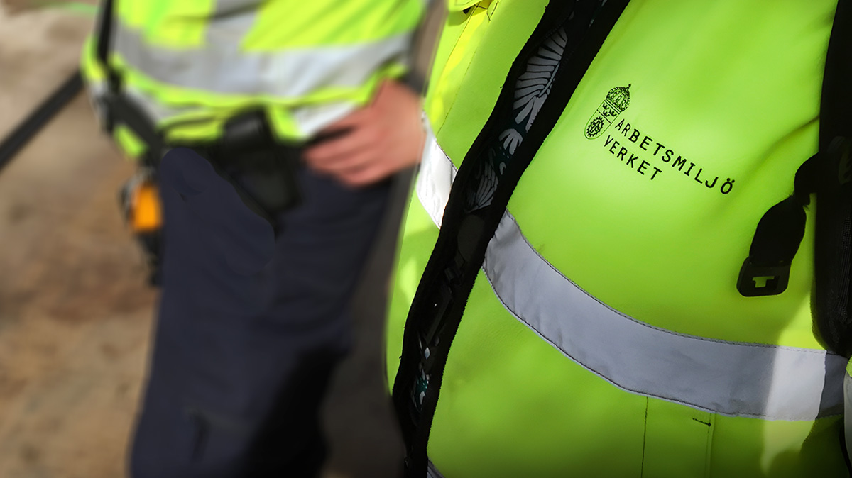 Rivare bar 170-kilosmaskin nerför trapporna – flera nedslag på bygge ...